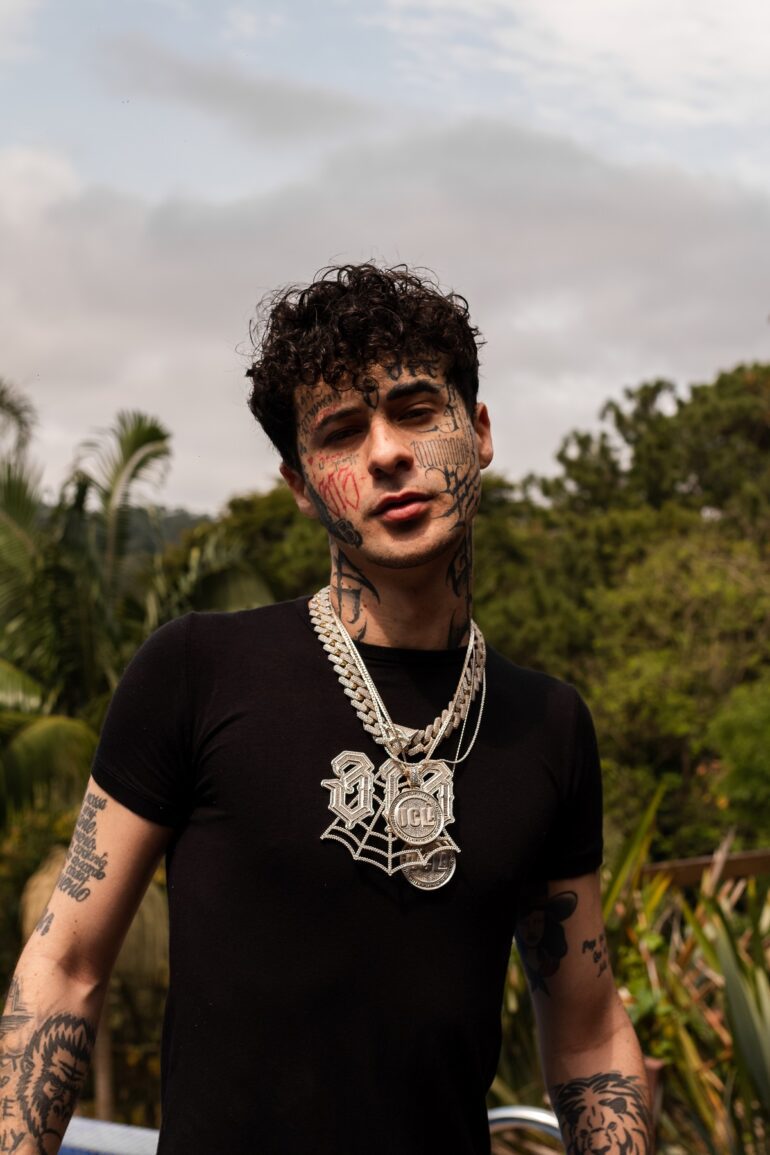 Duzz lança a mixtape "offduzz vol.2" | RAPGOL - Especializado em Rap e ...