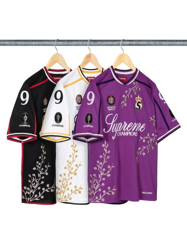 Supreme x The Football Gal: Real Madrid inspira collab floral que ...
